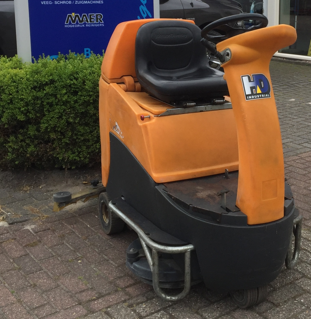 Tweedehands Taski Swingo 2500 schrobmachine - HD van Dijk